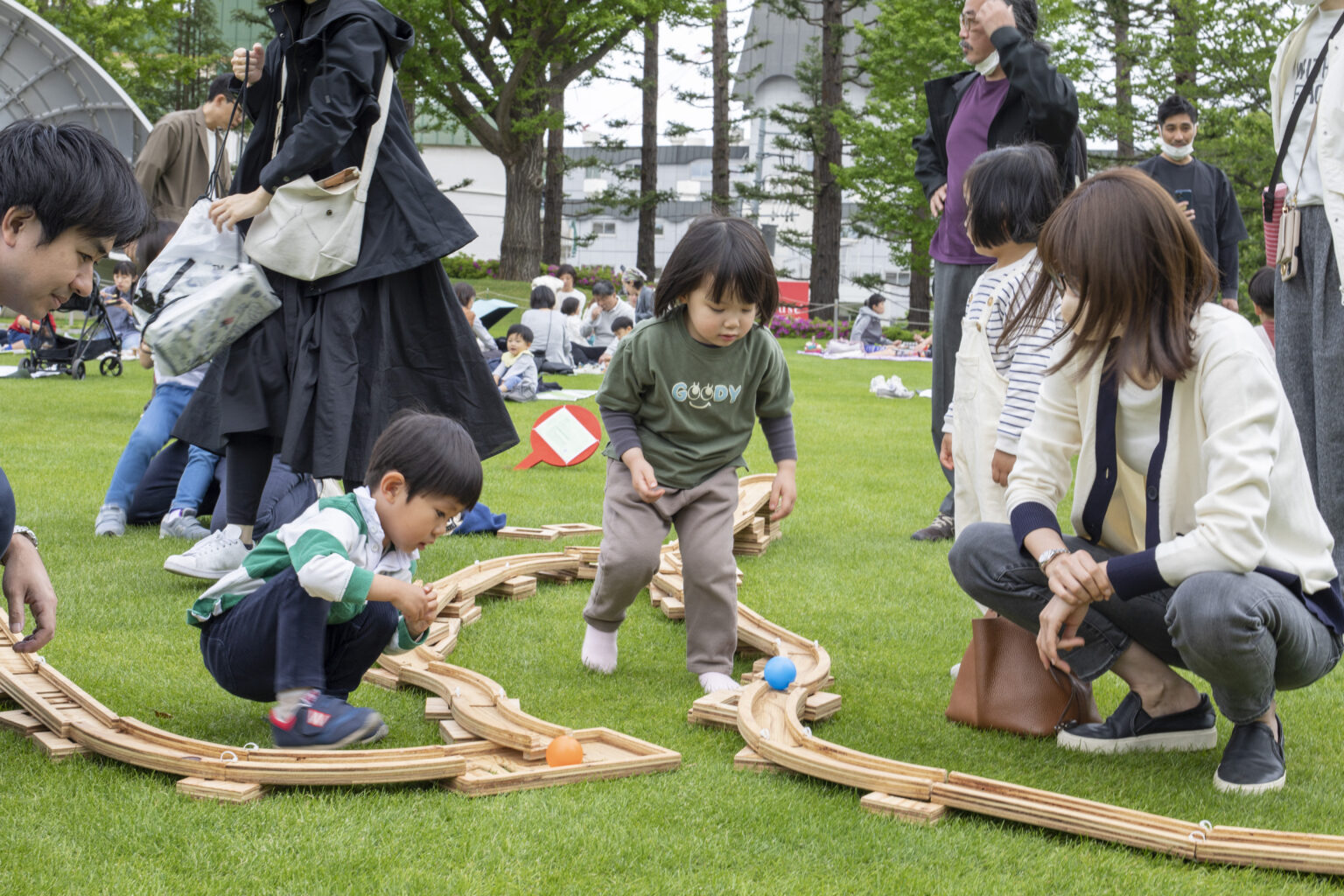 『TOKYOMIDTOWN OPEN THE PARK 2023』 にて、実験的なピクニックを提案する「PicnicLab」を担当しました。現地レポート① – VUILD PlaceLab